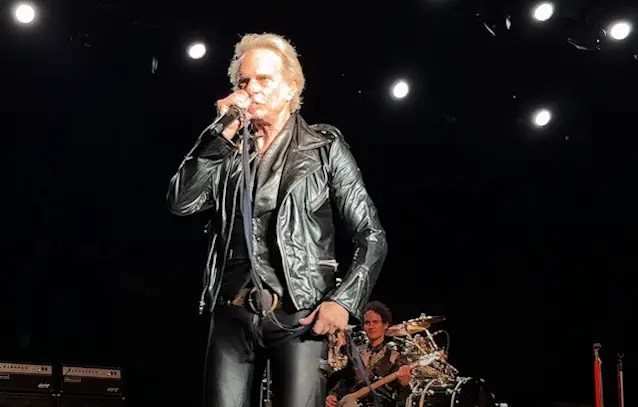 Watch DAVID LEE ROTH Rock Temecula With Classic VAN HALEN Setlist ...