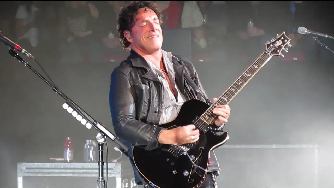 NEAL SCHON Hints At New Solo And Collaborative Projects Outside JOURNEY ...
